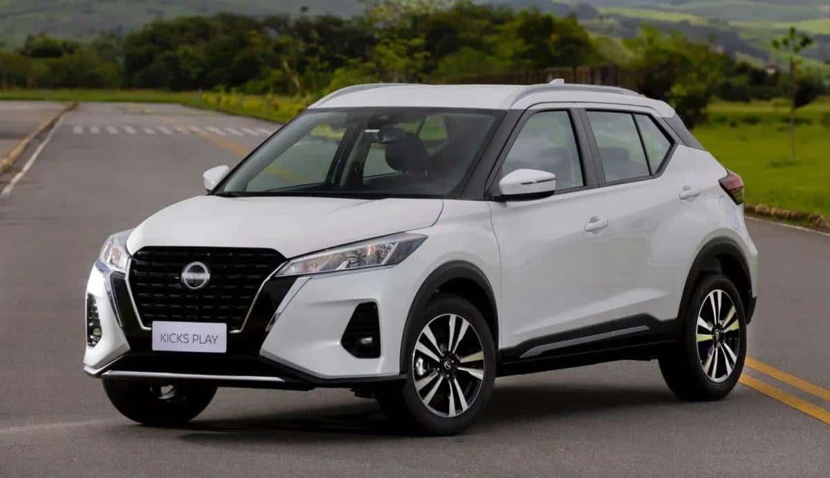2025 Nissan Kicks Play: Bold, Fun, Efficient | Kelly Nissan Oak Lawn