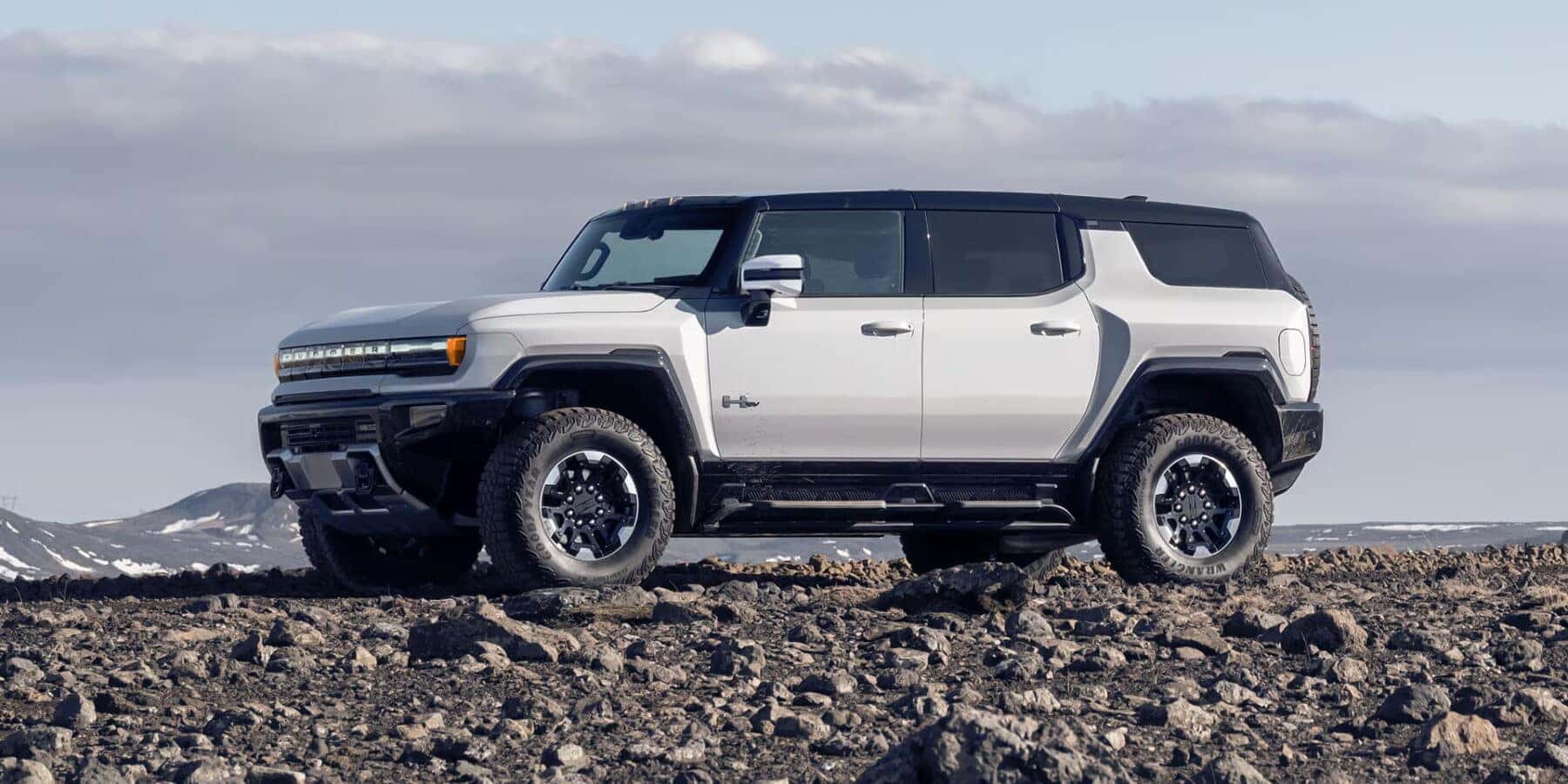 2026 HUMMER EV SUV Electrifies Adventures | Zeigler Buick GMC of ...